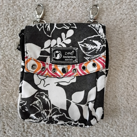 Zand Amsterdam | Accessories | Zand Amsterdam Black And White Floral ...
